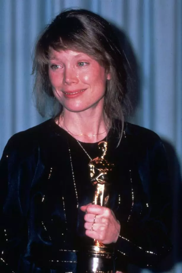 Sissy Spacek - Ҷоизаҳои Академия, беҳтарин актрисаи, Оскар, Оскар, ғолибон, ретроспективӣ, таърих, машхур, Мари Клэр