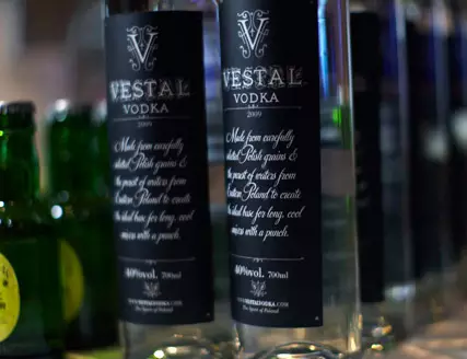 ការបើកដំណើរការ Vestal Vodka