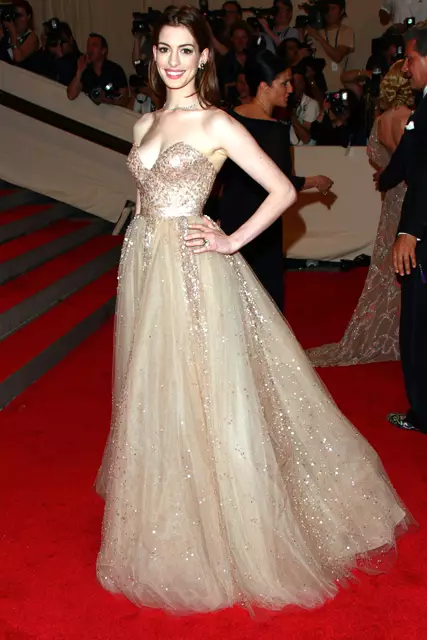 Anne Hathaway Style Highs & Lows - fotos, fotos, estilo, tapete vermelho, moda, Marie Claire