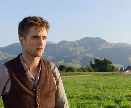 Uisce Le hAghaidh Eilifint - Robert Pattinson - Reese Witherspoon - Robert Pattinson Water For Elephants UK
