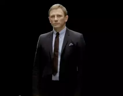 Daniel Craig - Daniel Craig berdandan untuk Hari Perempuan Internasional - Hari Perempuan Internasional Inggris