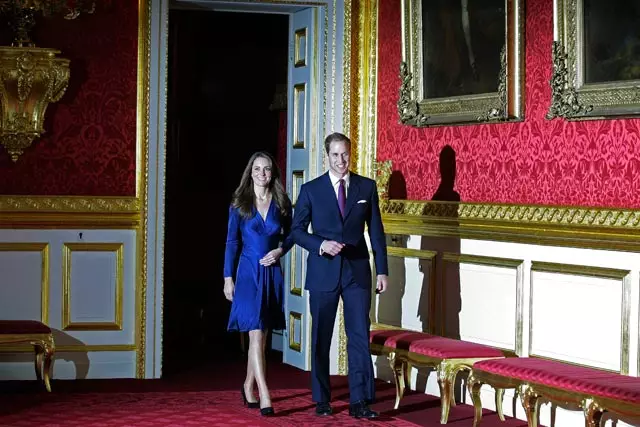 Prinssi Williamin ja Kate Middletonin viralliset kihlakuvat