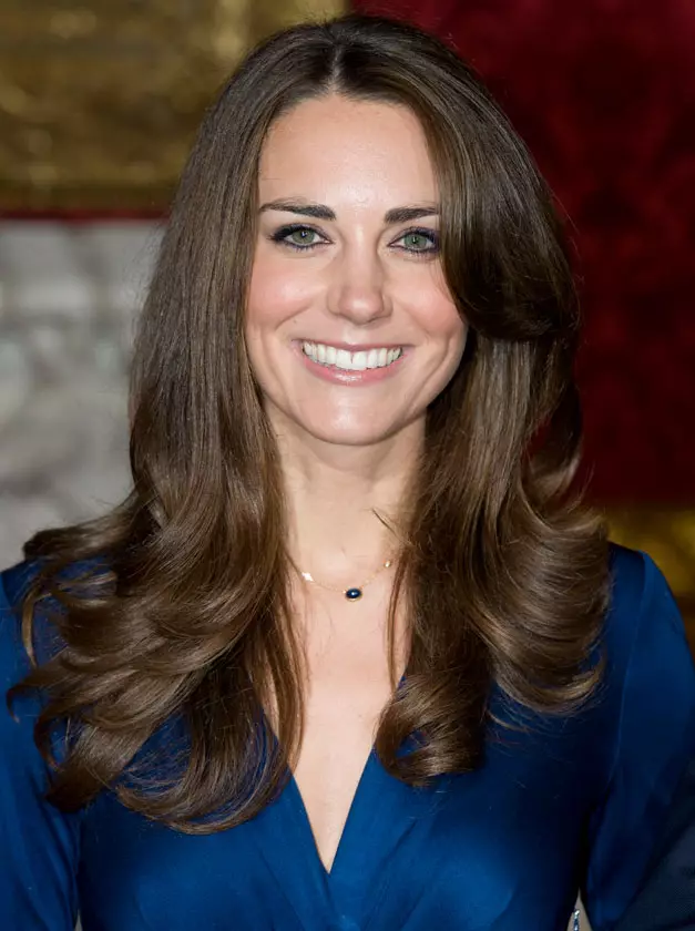 Kate-Middleton-thiab-Prince William-Royal Engagement Duab-16 Kaum Ib Hlis 2010