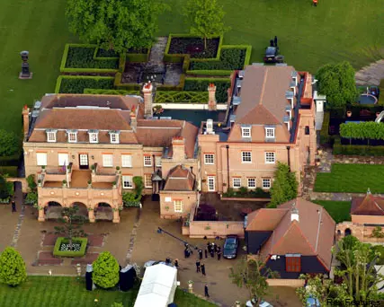 Beckingham Palace - David en Victoria Beckham - Celebrity News