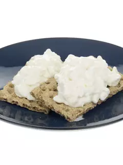 Cottage cheese og knekkebrød - smart morgensnacks - helse