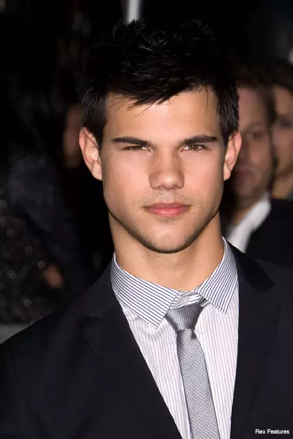 Taylor Lautner - Balita sa Fashion