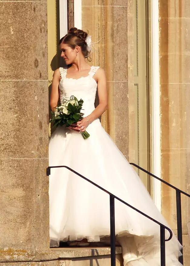 Louise-Turner-Stylish Real Life Brides-Marie Claire งานแต่งงาน