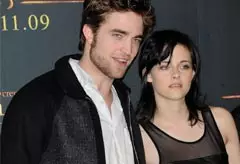 Twilight අධ්‍යක්ෂක විසින් Robert Pattinson සහ Kristen Stewart ප්‍රේම සම්බන්ධය හෙළි කරයි