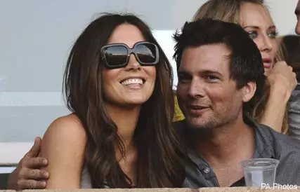 Féachann Kate Beckinsale, Tom Cruise agus Victoria Beckham ar David Beckham ag imirt peile le LA Galaxy