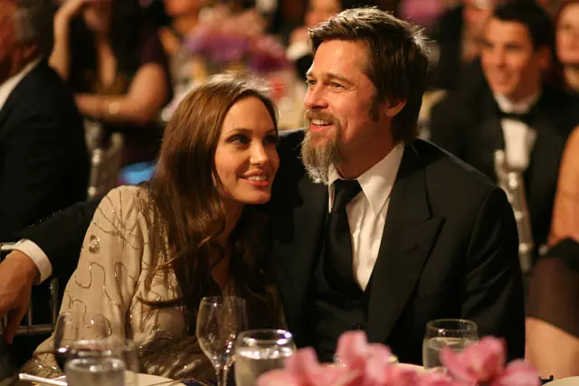 Brad Pitt at Angelina Jolie Best Moments - Mga larawan ng mga artista, Marie Claire