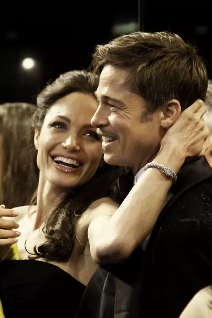 Brad Pitt at Angelina Jolie Best Moments - Mga larawan ng mga artista, Marie Claire