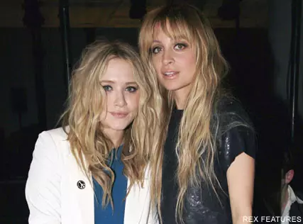 Mary Kate Olsen na Nicole Richie