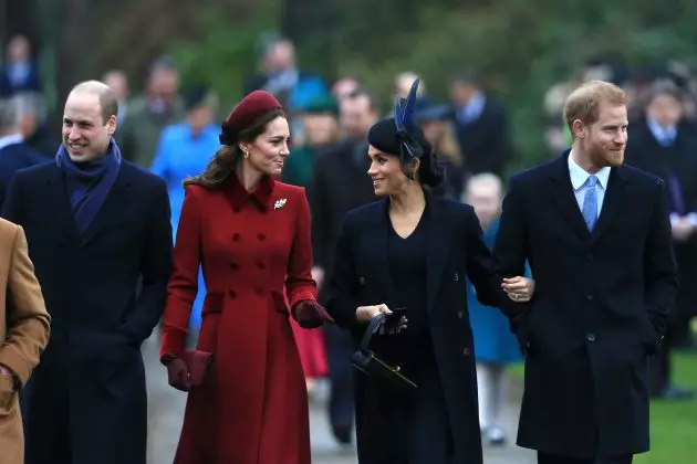 Ar tikrai karališkoji šeima per Kalėdas viešai pasveriama?