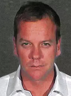 Foto segnaletica di Kiefer Sutherland