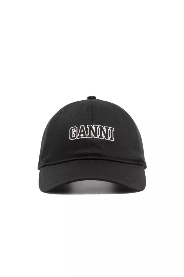 itom nga baseball cap nga binordahan sa puti nga adunay 'Ganni' sa dagkong mga letra