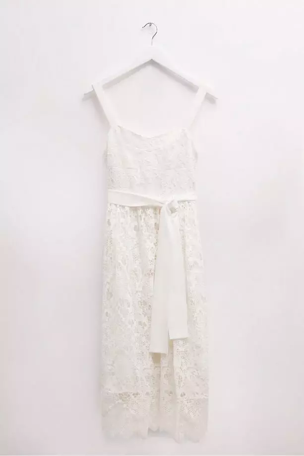 fit and flare lace νυφικό, high street νυφικά