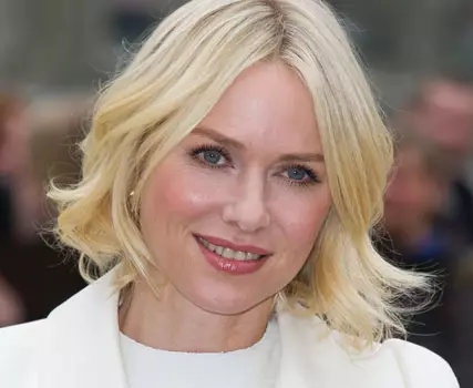 Naomi Watts sou pwoteje pitit gason l 'soti nan mond lan selebrite 57842_1