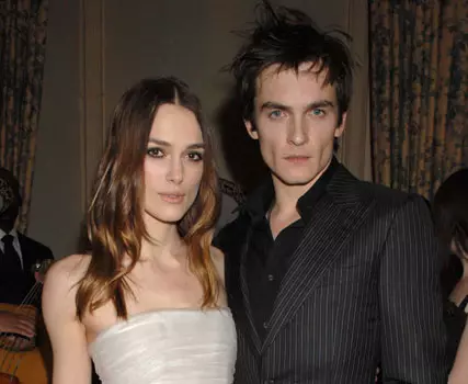 Nire-recycle ni Keira Knightley ang Rodarte Dress Para sa Kanyang Kasal 58055_1