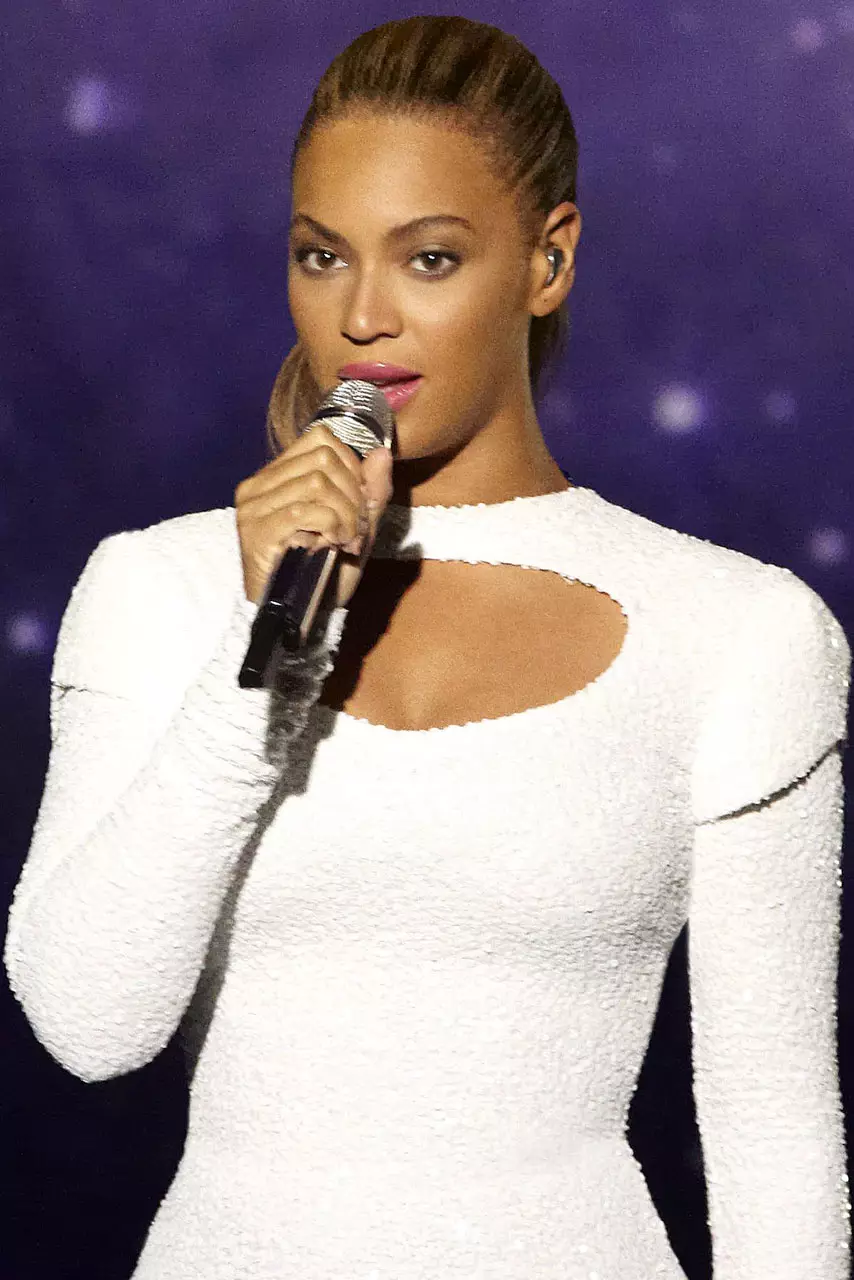 Beyonce tritt mit Ella Henderson im X-Factor-Finale auf?
