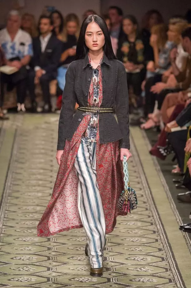 Burberry Kẹsán 2016 Show 60348_29