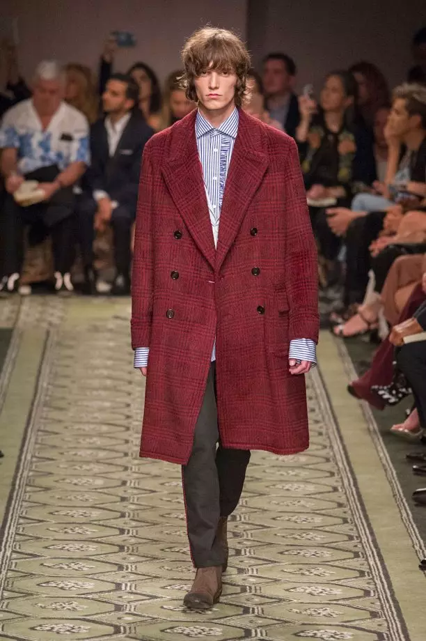 Burberry Kẹsán 2016 Show 60348_33