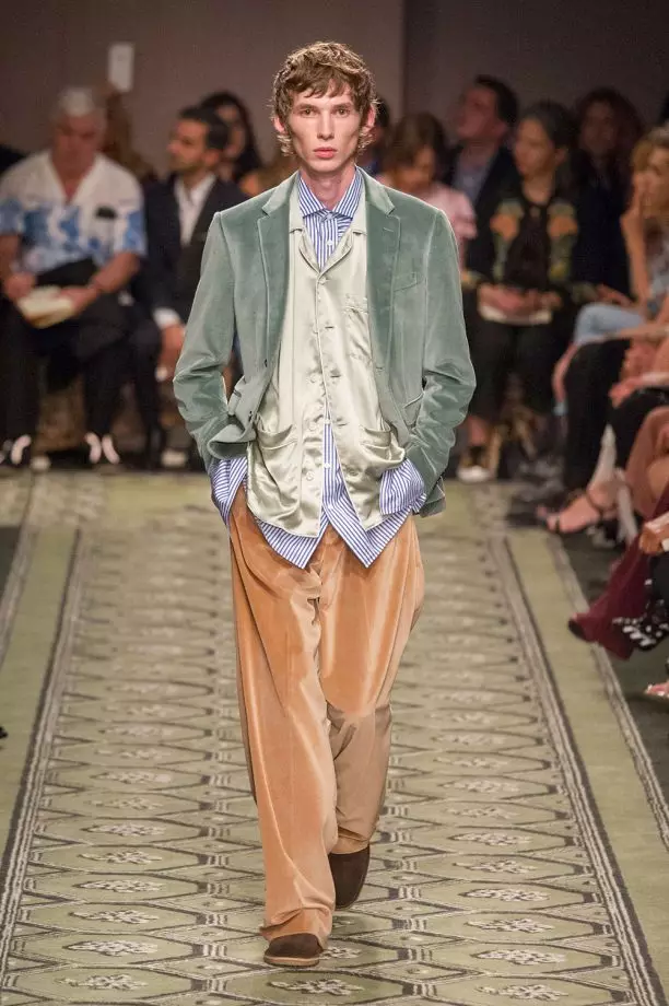 Burberry 2016. szeptemberi bemutató 60348_42