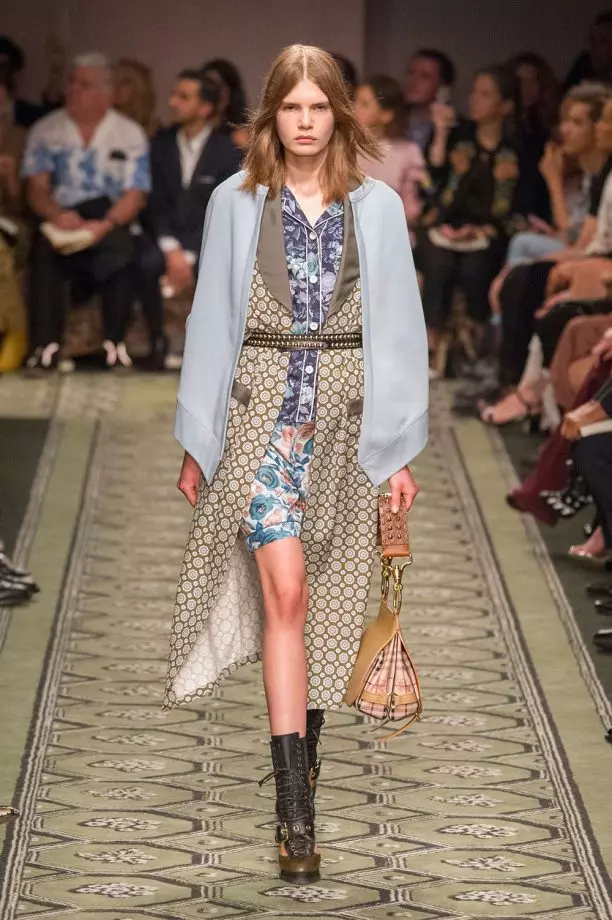 Burberry Kẹsán 2016 Show 60348_44