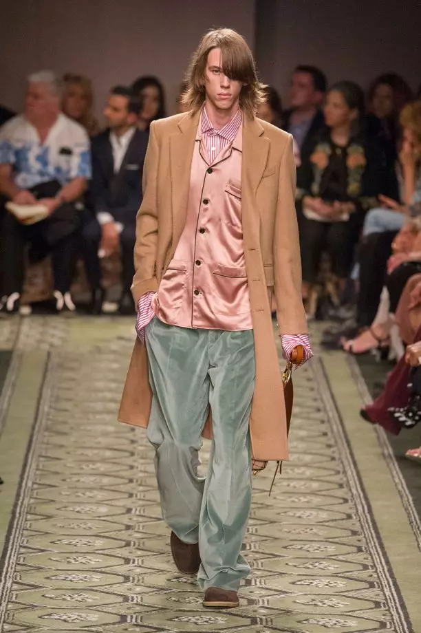 Burberry Kẹsán 2016 Show 60348_47