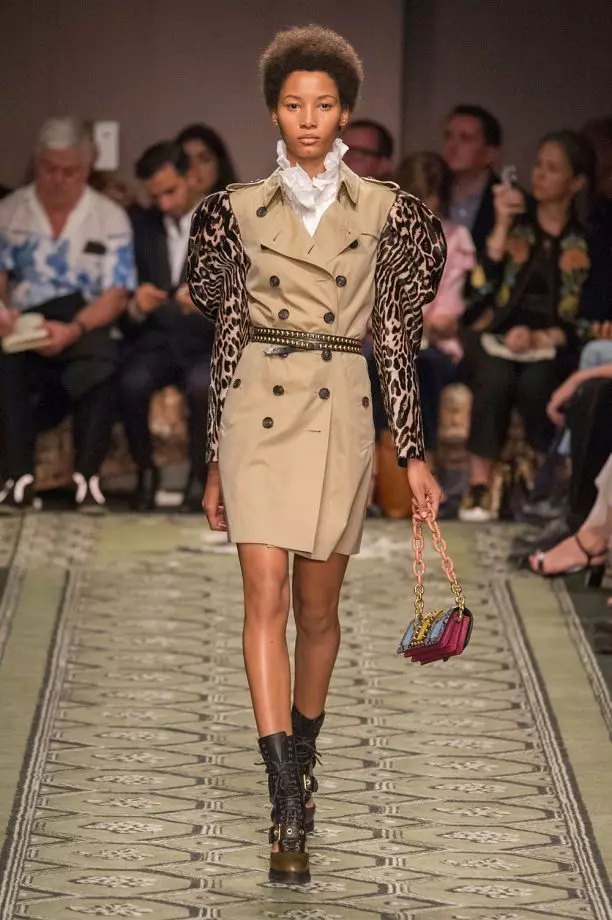 Burberry Kẹsán 2016 Show 60348_59