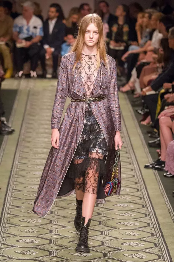 Burberry Kẹsán 2016 Show 60348_61