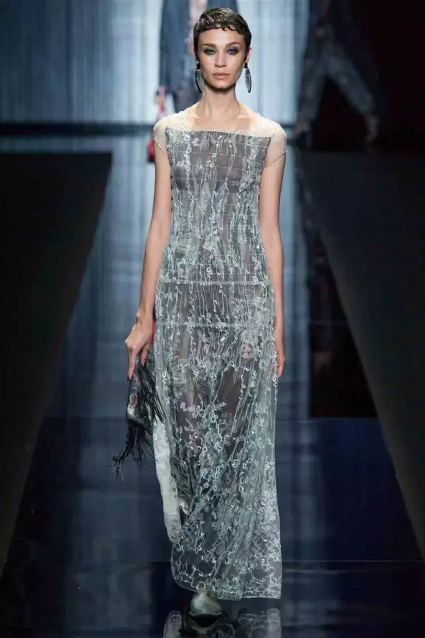 Gaun indah Giorgio Armani SS17