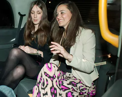 Pippa Middleton Rocks Sampurna Prints Pikeun Tanggal Dinner Di London 61353_1