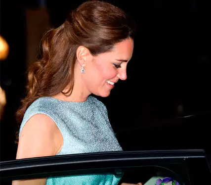 Kate Middleton Ipakita ang Baby Bump Sa Serbisyo sa Coronation 61359_1