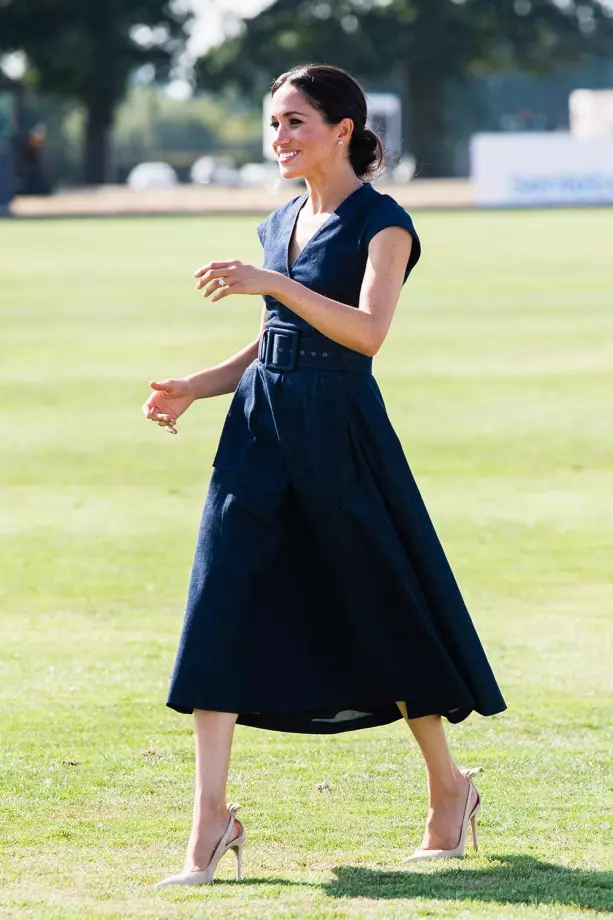 Meghan Markle liebes Carolina Herrera - ditti tal-moda meghan markle