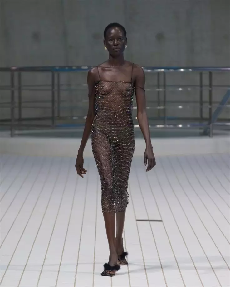 Nthawi za London Fashion Week zomwe muyenera kudziwa 9820_3